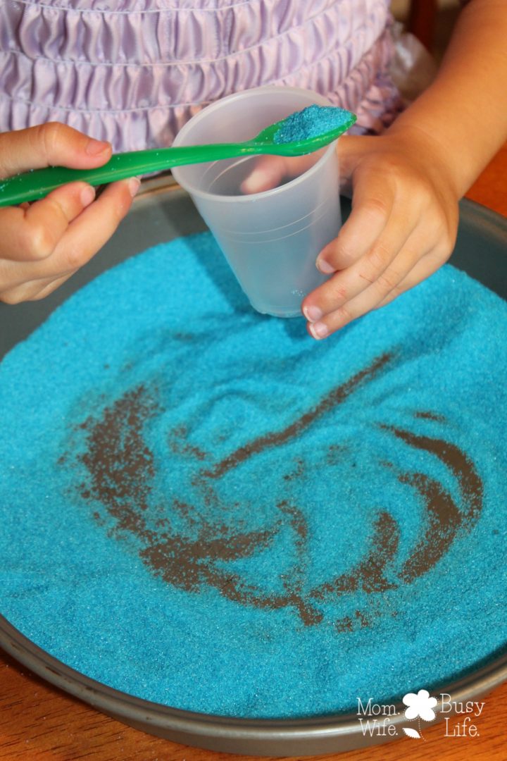 make your own sand 8 - Mom. Wife. Busy Life.