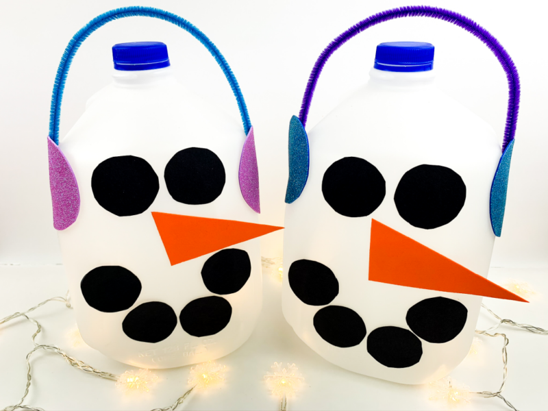 milk-jug-snowman-craft- Mom. Wife. Busy Life.