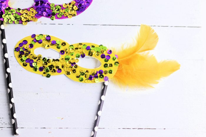 Mardi Gras Mask Template - Mom. Wife. Busy Life.