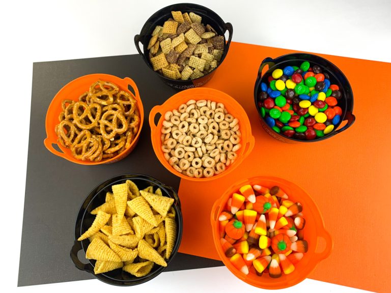 Halloween Trail Mix Recipe - Mom. Wife. Busy Life.