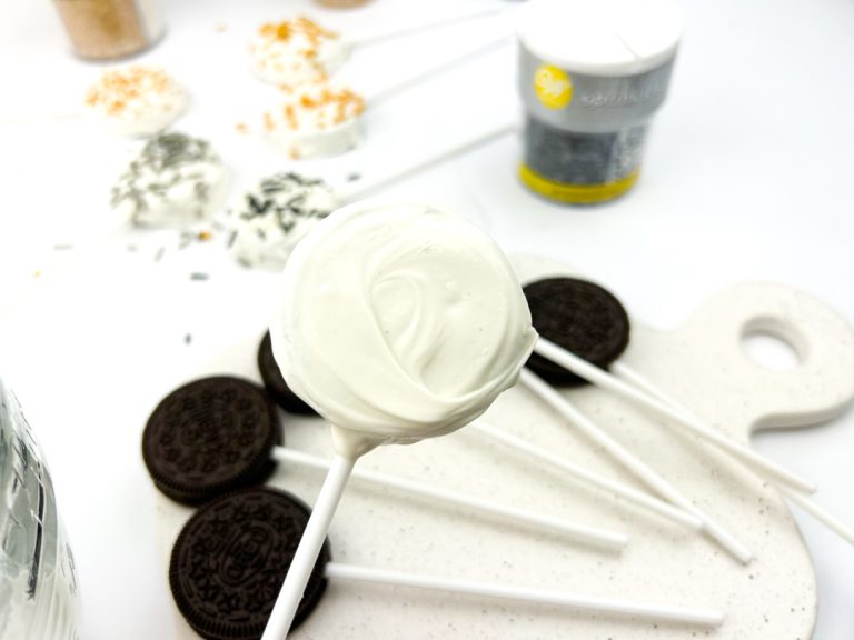 New Year’s Oreo Pops: An Easy No-Bake Dessert for Kids and Parties ...